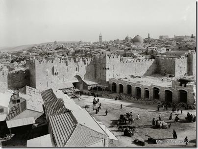 Damascus Gate, Then and Now - BiblePlaces.com